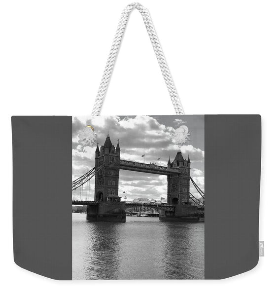 Tower Bridge in Black and White - Weekender Tote Bag – Classic Auto ...